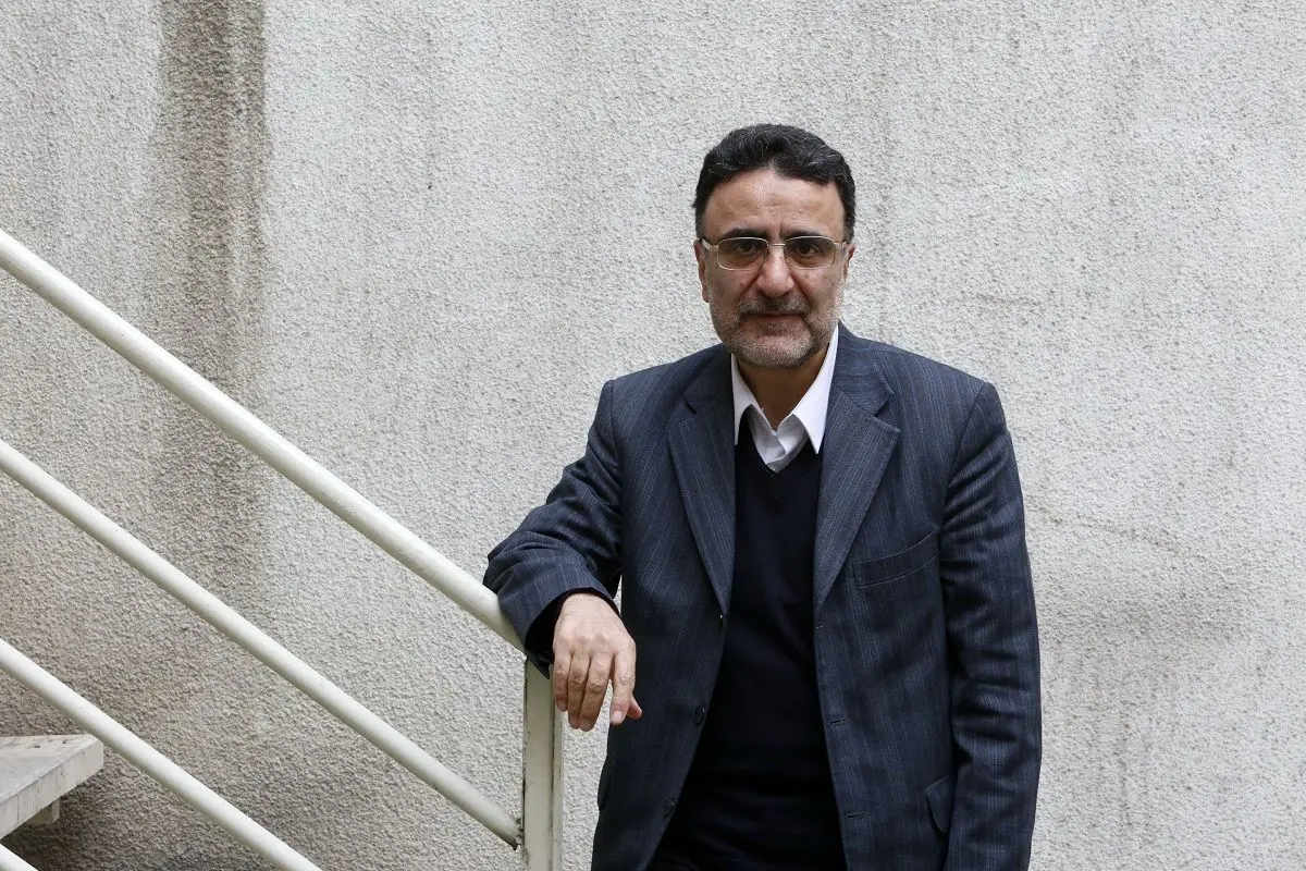 جای تاج زاده زندان نیست